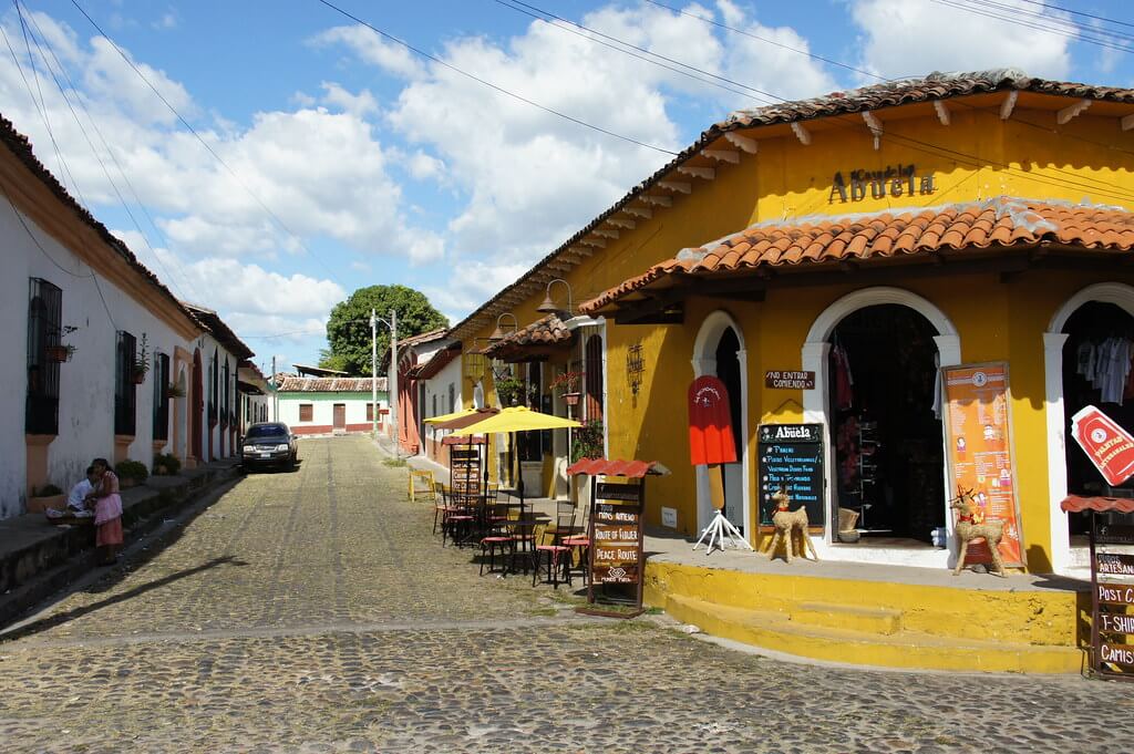 Suchitoto: The Cultural Heart of El Salvador | LAC Geo